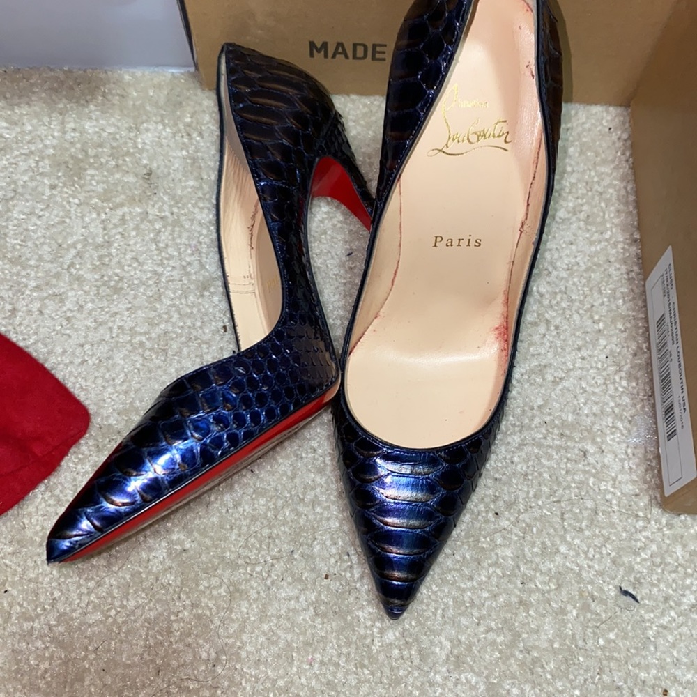 Authentic Christian Louboutin Python Metal So Kates - Gem